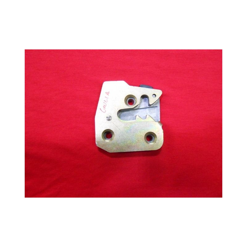 SCONTRO SERRATURA PORTA ALFAROMEO GIULIA - Capasso Ricambi